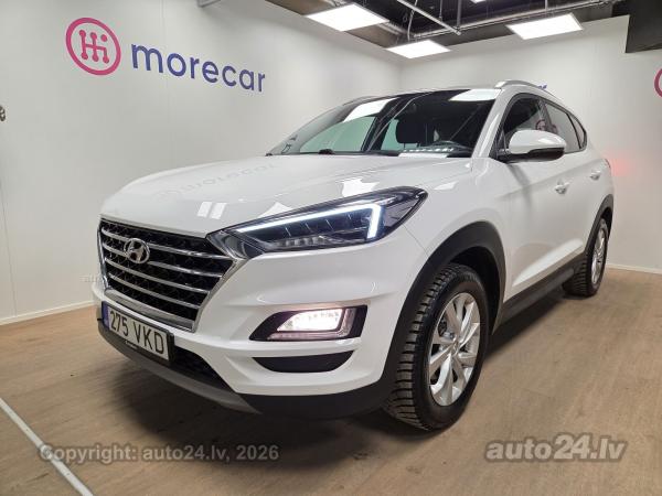 White Hyundai Tucson 2021 in Tallinn, with an engine capacity of 1.60 L and mileage of 155 thousand km for 14900 €, photo 3 on AUTOMOTO.COM.LV