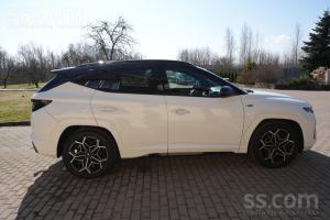 White Hyundai Tucson 2021 in Dobele, with an engine capacity of 1.60 L and mileage of 32 thousand km for 20500 €, photo 9 on AUTOMOTO.COM.LV