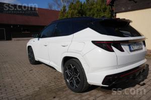 White Hyundai Tucson 2021 in Dobele, with an engine capacity of 1.60 L and mileage of 32 thousand km for 20500 €, photo 10 on AUTOMOTO.COM.LV