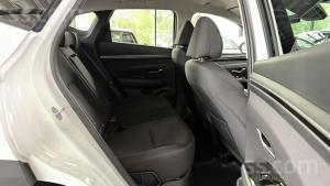 White Hyundai Tucson 2021 in Riga, with an engine capacity of 1.60 L and mileage of 50 thousand km for 23900 €, photo 15 on AUTOMOTO.COM.LV