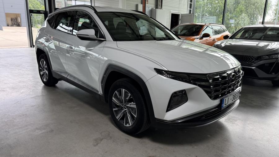 Balts Hyundai Tucson 2021 Rīga, ar dzinēja tilpumu 1.60 L un nobraukumu 50 tūkst. km par 2390000 €, foto 6 vietnē AUTOMOTO.COM.LV