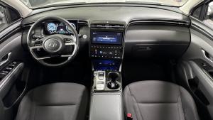 Balts Hyundai Tucson 2021 Rīga, ar dzinēja tilpumu 1.60 L un nobraukumu 50 tūkst. km par 2390000 €, foto 16 vietnē AUTOMOTO.COM.LV