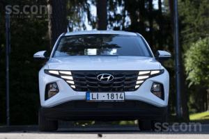 Balts Hyundai Tucson 2021 Ogre, ar dzinēja tilpumu 1.60 L un nobraukumu 72 tūkst. km par 19950 €, foto  vietnē AUTOMOTO.COM.LV