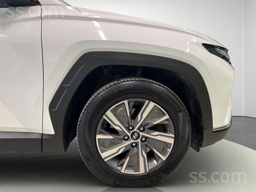 Balts Hyundai Tucson 2021 Rīga, ar dzinēja tilpumu 1.60 L un nobraukumu 72 tūkst. km par 19290 €, foto 19 vietnē AUTOMOTO.COM.LV