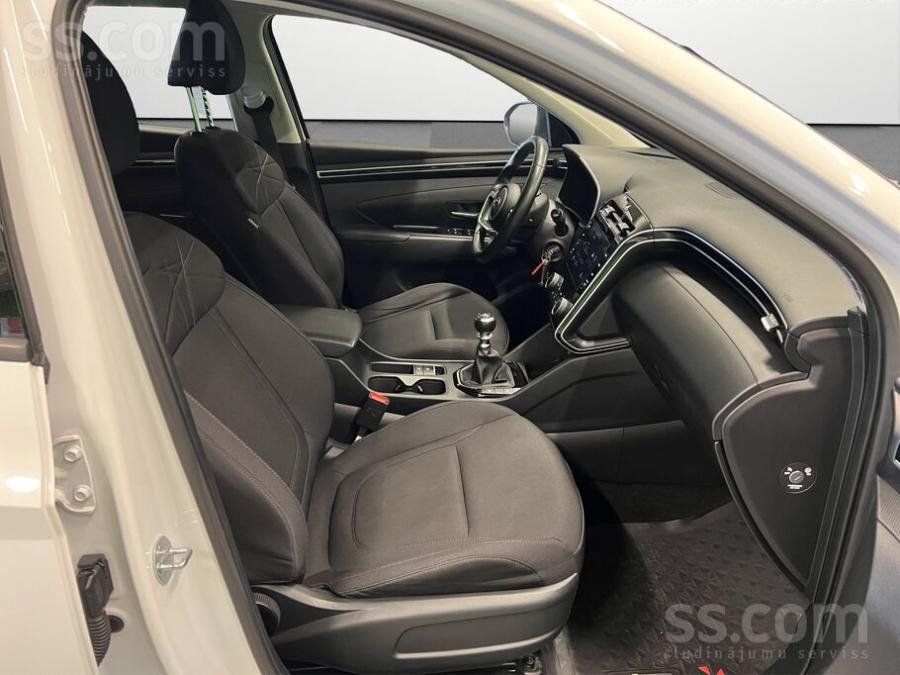Balts Hyundai Tucson 2021 Rīga, ar dzinēja tilpumu 1.60 L un nobraukumu 72 tūkst. km par 19290 €, foto 17 vietnē AUTOMOTO.COM.LV