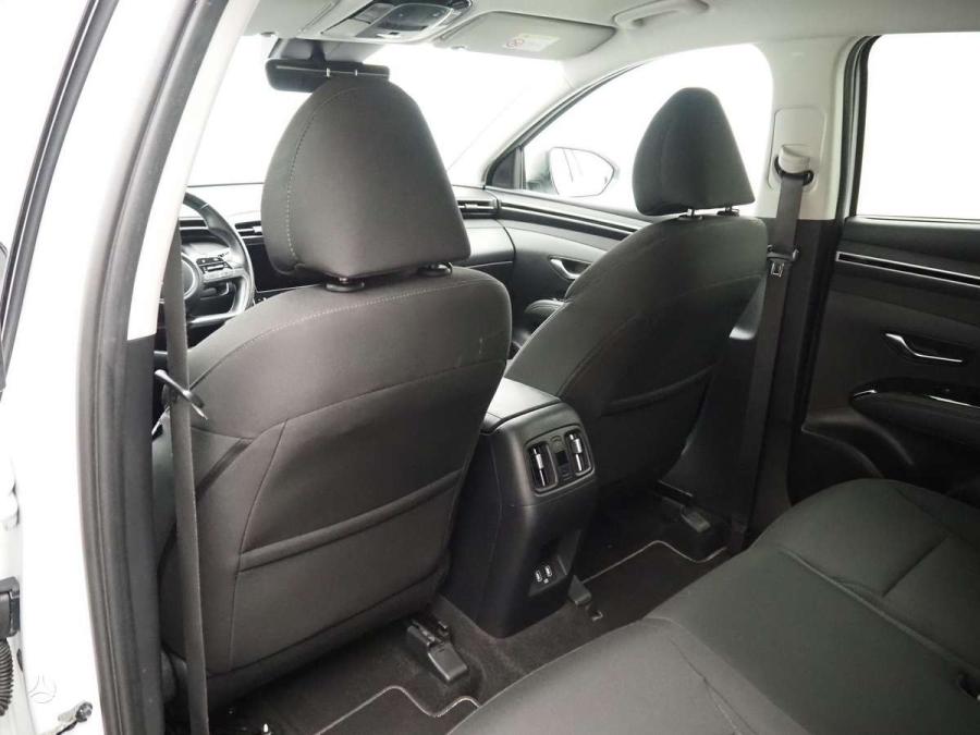 Balts Hyundai Tucson 2021 Viļņa, ar dzinēja tilpumu 1.60 L un nobraukumu 80 tūkst. km par 19500 €, foto 19 vietnē AUTOMOTO.COM.LV