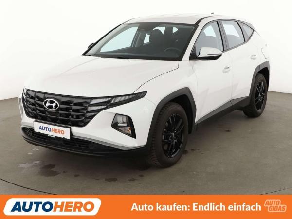 White Hyundai Tucson 2022 in Kaunas, with an engine capacity of 1.60 L and mileage of 11 thousand km for 29353 €, photo 1 on AUTOMOTO.COM.LV