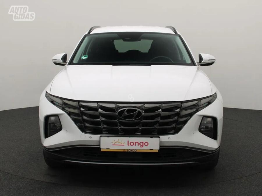 White Hyundai Tucson 2022 in Vilnius, with an engine capacity of 1.60 L and mileage of 156 thousand km for 20799 €, photo 4 on AUTOMOTO.COM.LV