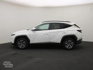 White Hyundai Tucson 2022 in Vilnius, with an engine capacity of 1.60 L and mileage of 156 thousand km for 20799 €, photo 7 on AUTOMOTO.COM.LV