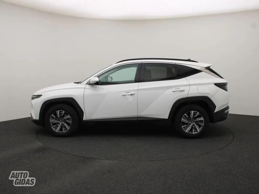 White Hyundai Tucson 2022 in Vilnius, with an engine capacity of 1.60 L and mileage of 156 thousand km for 20799 €, photo 7 on AUTOMOTO.COM.LV