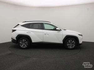 White Hyundai Tucson 2022 in Vilnius, with an engine capacity of 1.60 L and mileage of 156 thousand km for 20799 €, photo 10 on AUTOMOTO.COM.LV