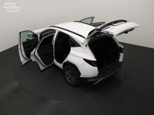 White Hyundai Tucson 2022 in Vilnius, with an engine capacity of 1.60 L and mileage of 156 thousand km for 20799 €, photo 14 on AUTOMOTO.COM.LV