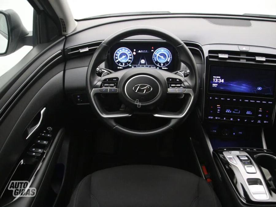 White Hyundai Tucson 2022 in Vilnius, with an engine capacity of 1.60 L and mileage of 156 thousand km for 20799 €, photo 18 on AUTOMOTO.COM.LV