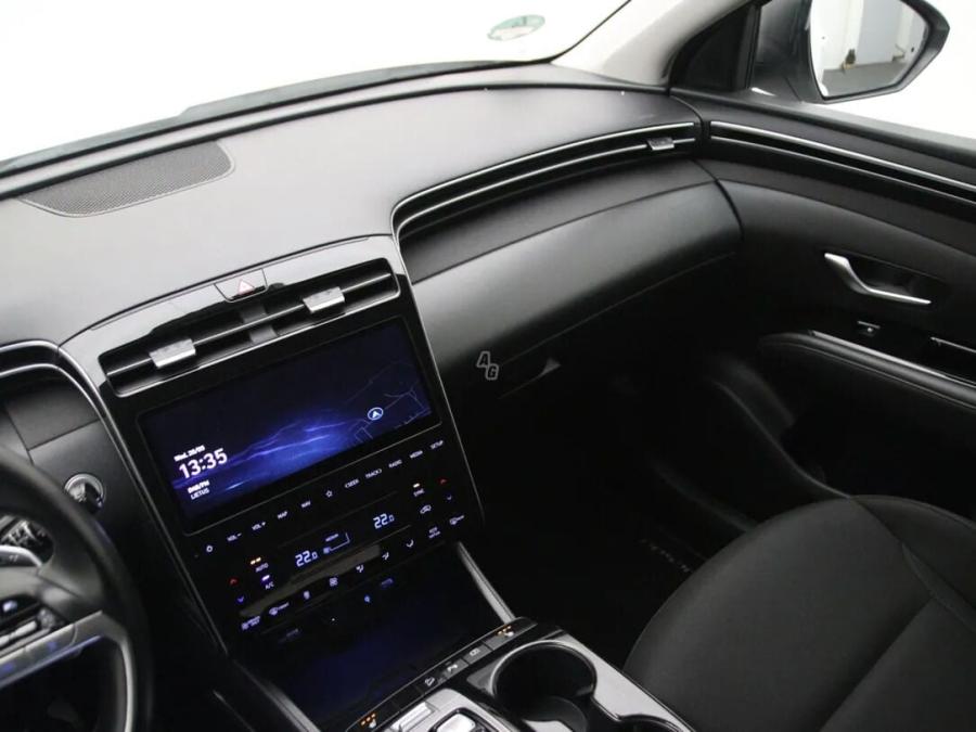 White Hyundai Tucson 2022 in Vilnius, with an engine capacity of 1.60 L and mileage of 156 thousand km for 20799 €, photo 22 on AUTOMOTO.COM.LV
