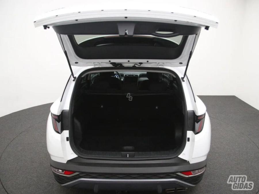 White Hyundai Tucson 2022 in Vilnius, with an engine capacity of 1.60 L and mileage of 156 thousand km for 20799 €, photo 36 on AUTOMOTO.COM.LV