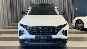 White Hyundai Tucson 2022 in Riga, with an engine capacity of 1.60 L and mileage of 46 thousand km for 26990 €, photo  on AUTOMOTO.COM.LV