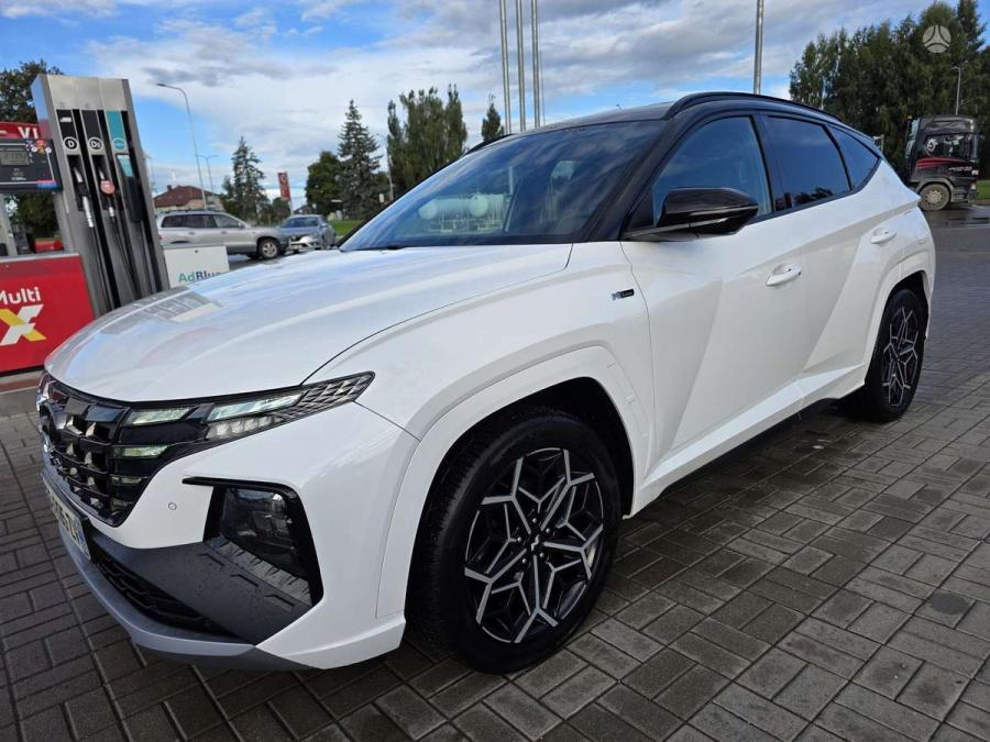White Hyundai Tucson 2022 in Taurage, with an engine capacity of 1.60 L and mileage of 190 thousand km for 19239 €, photo 1 on AUTOMOTO.COM.LV