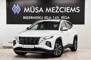White Hyundai Tucson 2022 in Riga, with an engine capacity of 1.60 L and mileage of 169 thousand km for 19790 €, photo  on AUTOMOTO.COM.LV