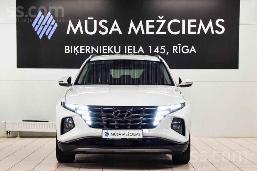 Белый Хендай Туксон 2022 в Рига, объемом двигателя 1.60 л и пробегом 169 тыс. км за 19790 €, фото 3 на AUTOMOTO.COM.LV