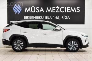 Белый Хендай Туксон 2022 в Рига, объемом двигателя 1.60 л и пробегом 169 тыс. км за 19790 €, фото 5 на AUTOMOTO.COM.LV