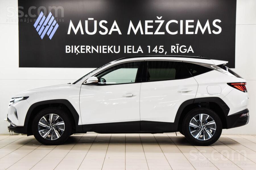 Белый Хендай Туксон 2022 в Рига, объемом двигателя 1.60 л и пробегом 169 тыс. км за 19790 €, фото 6 на AUTOMOTO.COM.LV