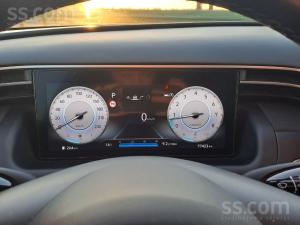 Balts Hyundai Tucson 2023 Rīga, ar dzinēja tilpumu 1.60 L un nobraukumu 78 tūkst. km par 24500 €, foto 9 vietnē AUTOMOTO.COM.LV