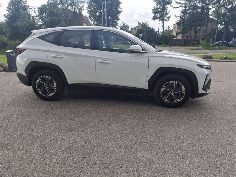 Balts Hyundai Tucson 2024 Kauņa, ar dzinēja tilpumu 1.60 L un nobraukumu 4 tūkst. km par 27588 €, foto 4 vietnē AUTOMOTO.COM.LV