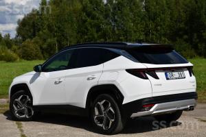 White Hyundai Tucson 2024 in Riga, with an engine capacity of 1.60 L and mileage of 36 thousand km for 30950 €, photo 5 on AUTOMOTO.COM.LV