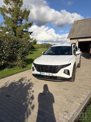 Balts Hyundai Tucson 2024 Rīga, ar dzinēja tilpumu 1.60 L un nobraukumu 28 tūkst. km par 25500 €, foto 1 vietnē AUTOMOTO.COM.LV