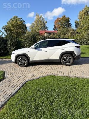 Balts Hyundai Tucson 2024 Rīga, ar dzinēja tilpumu 1.60 L un nobraukumu 28 tūkst. km par 25500 €, foto 3 vietnē AUTOMOTO.COM.LV