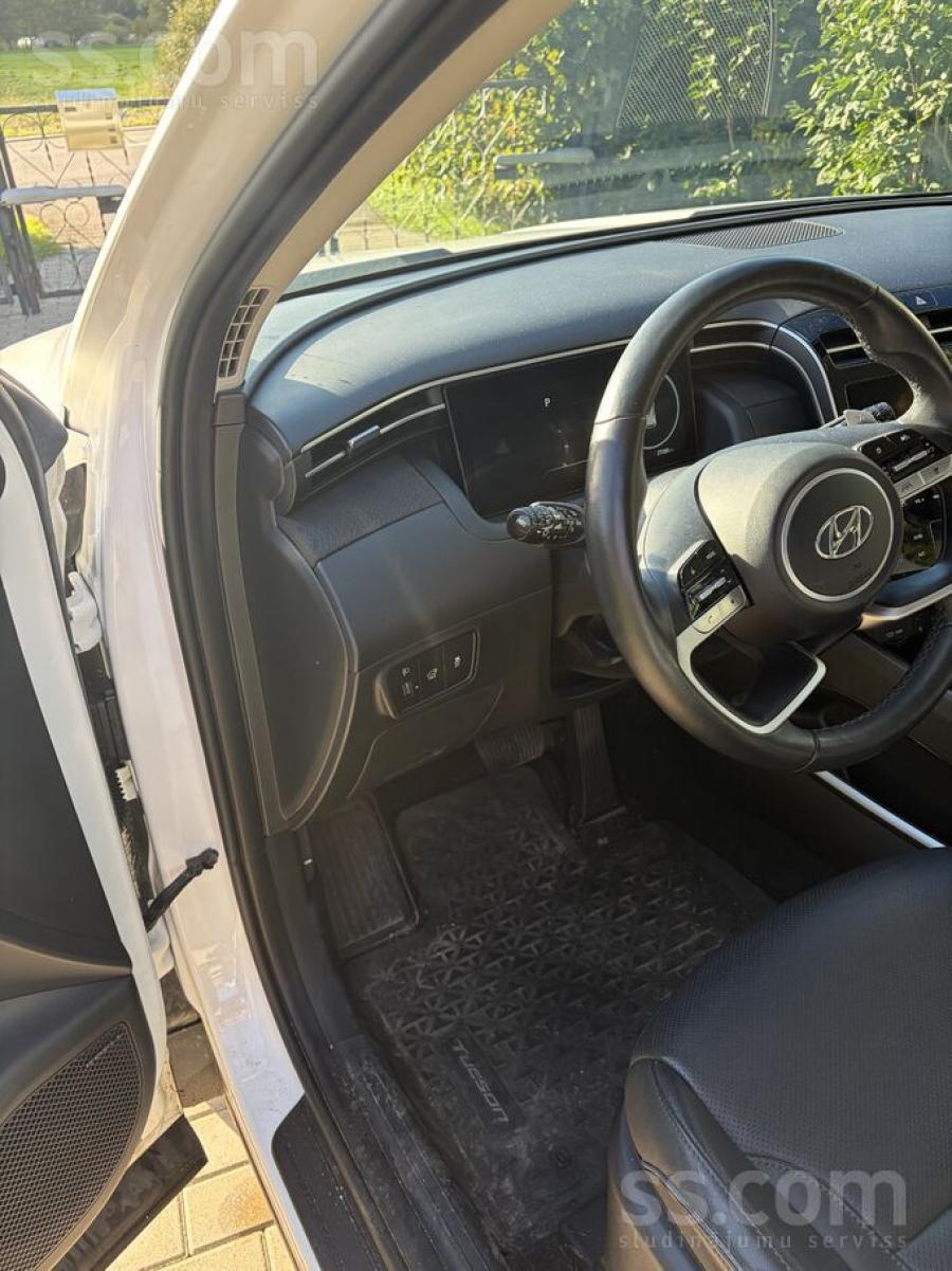 Balts Hyundai Tucson 2024 Rīga, ar dzinēja tilpumu 1.60 L un nobraukumu 28 tūkst. km par 25500 €, foto 16 vietnē AUTOMOTO.COM.LV