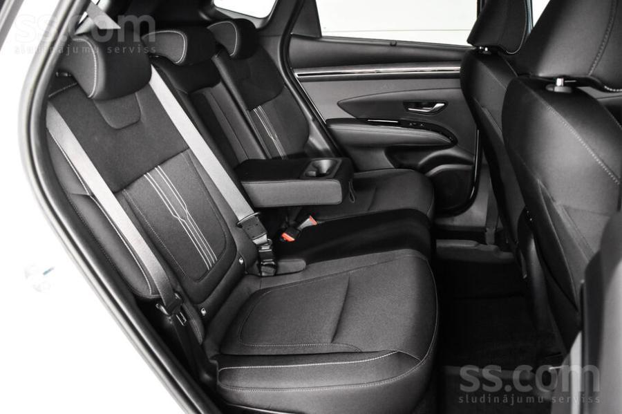 White Hyundai Tucson 2024 in Riga, with an engine capacity of 1.60 L and mileage of 107 thousand km for 25990 €, photo 17 on AUTOMOTO.COM.LV