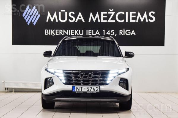 Balts Hyundai Tucson 2024 Rīga, ar dzinēja tilpumu 1.60 L un nobraukumu 107 tūkst. km par 25990 €, foto 3 vietnē AUTOMOTO.COM.LV