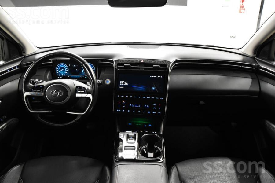 Balts Hyundai Tucson 2024 Rīga, ar dzinēja tilpumu 1.60 L un nobraukumu 84 tūkst. km par 26490 €, foto 24 vietnē AUTOMOTO.COM.LV