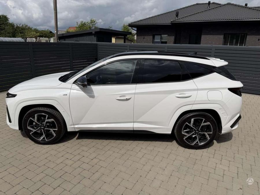White Hyundai Tucson 2025 in Telschi, with an engine capacity of 1.60 L and mileage of 14 thousand km for 37300 €, photo 50 on AUTOMOTO.COM.LV