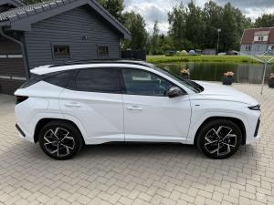 White Hyundai Tucson 2025 in Telschi, with an engine capacity of 1.60 L and mileage of 14 thousand km for 37300 €, photo 52 on AUTOMOTO.COM.LV