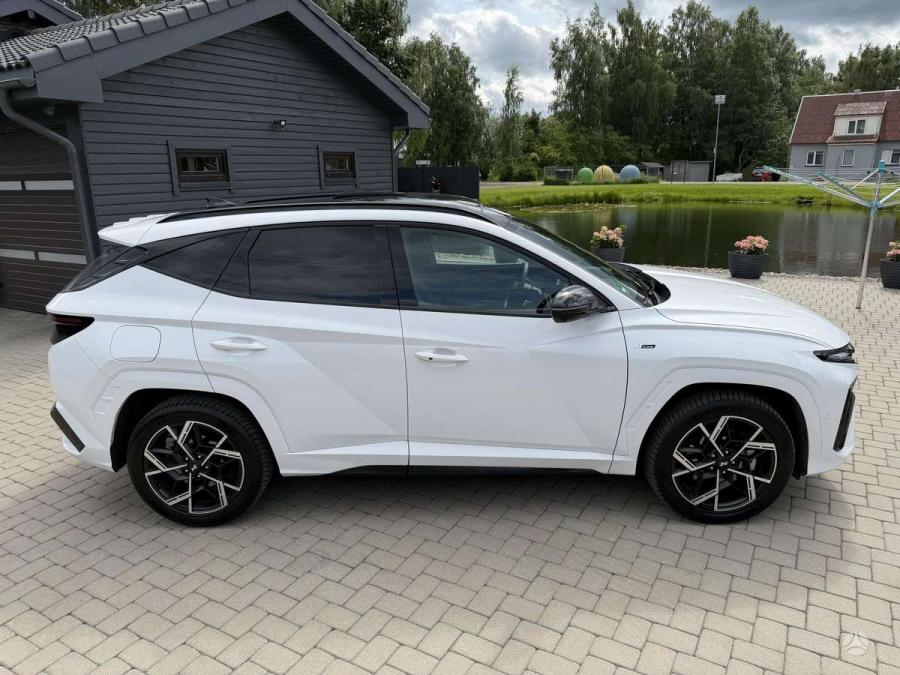 White Hyundai Tucson 2025 in Telschi, with an engine capacity of 1.60 L and mileage of 14 thousand km for 37300 €, photo 53 on AUTOMOTO.COM.LV