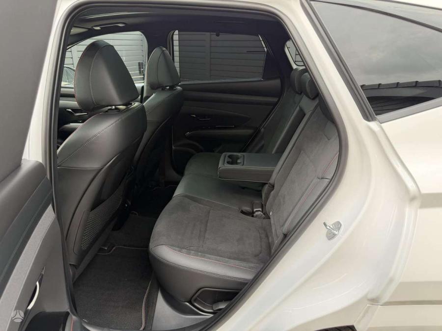 White Hyundai Tucson 2025 in Telschi, with an engine capacity of 1.60 L and mileage of 14 thousand km for 37300 €, photo 86 on AUTOMOTO.COM.LV