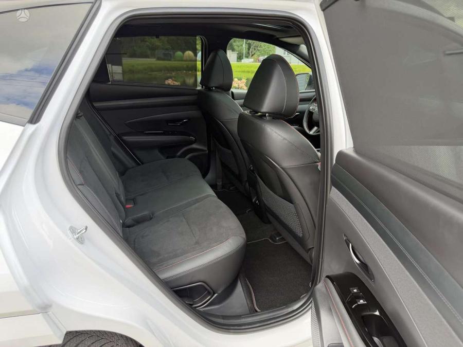 White Hyundai Tucson 2025 in Telschi, with an engine capacity of 1.60 L and mileage of 14 thousand km for 37300 €, photo 83 on AUTOMOTO.COM.LV