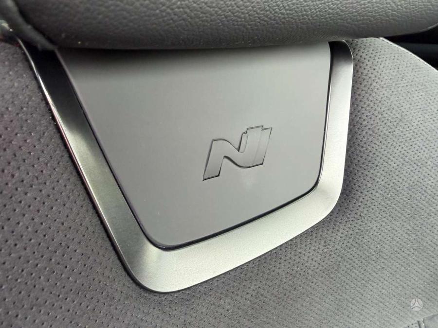 White Hyundai Tucson 2025 in Telschi, with an engine capacity of 1.60 L and mileage of 14 thousand km for 37300 €, photo 98 on AUTOMOTO.COM.LV