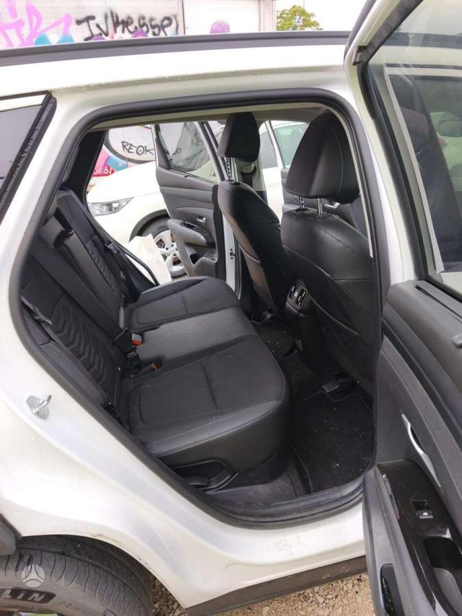 Balts Hyundai Tucson 2025 Viļņa, ar dzinēja tilpumu 0.00 L un nobraukumu 15 tūkst. km par 14800 €, foto 15 vietnē AUTOMOTO.COM.LV