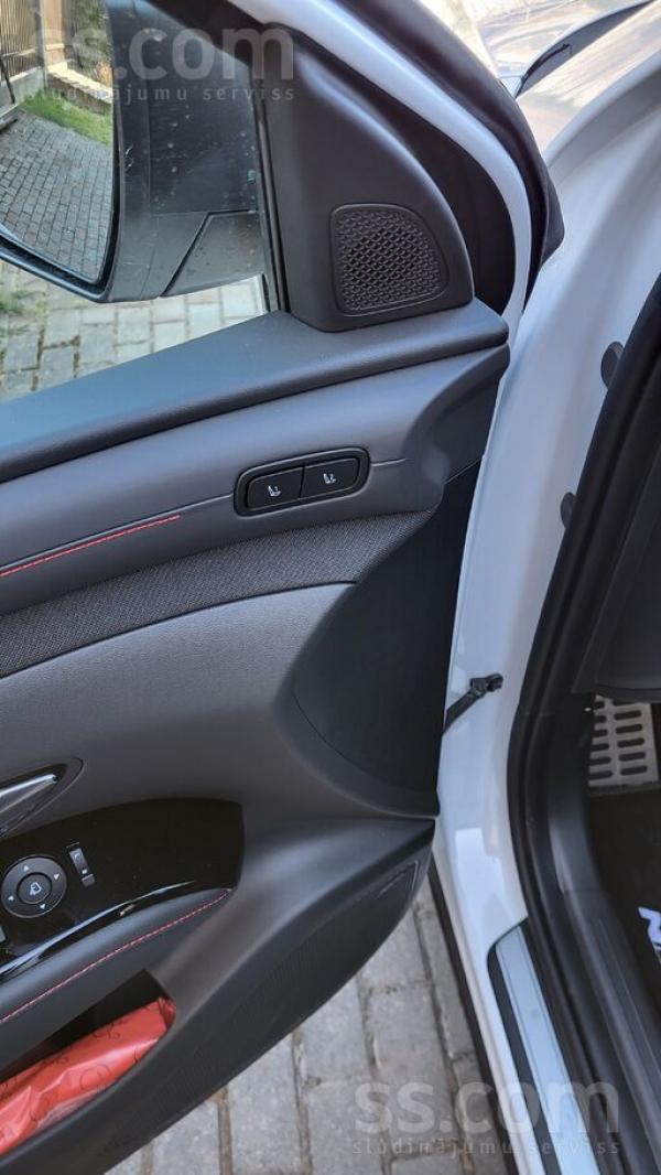 Balts Hyundai Tucson 2026 Jūrmala, ar dzinēja tilpumu 1.60 L un nobraukumu 1000 tūkst. km par 34500 €, foto 8 vietnē AUTOMOTO.COM.LV
