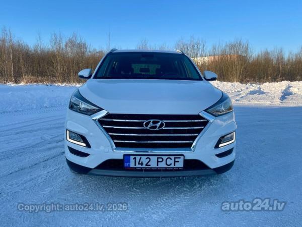 White Hyundai Tucson 2021 in Tartu, with an engine capacity of 1.60 L and mileage of 51 thousand km for 17900 €, photo 3 on AUTOMOTO.COM.LV