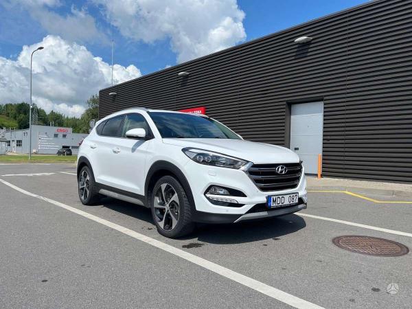 Balts Hyundai Tucson 2017 Jonava, ar dzinēja tilpumu 1.59 L un nobraukumu 104 tūkst. km par 14200 €, foto 4 vietnē AUTOMOTO.COM.LV