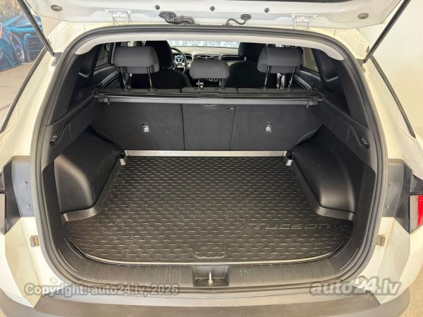 Balts Hyundai Tucson 2022 Tallina, ar dzinēja tilpumu 1.60 L un nobraukumu 84 tūkst. km par 22900 €, foto 7 vietnē AUTOMOTO.COM.LV