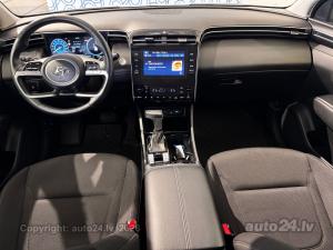 Balts Hyundai Tucson 2022 Tallina, ar dzinēja tilpumu 1.60 L un nobraukumu 128 tūkst. km par 21900 €, foto 24 vietnē AUTOMOTO.COM.LV