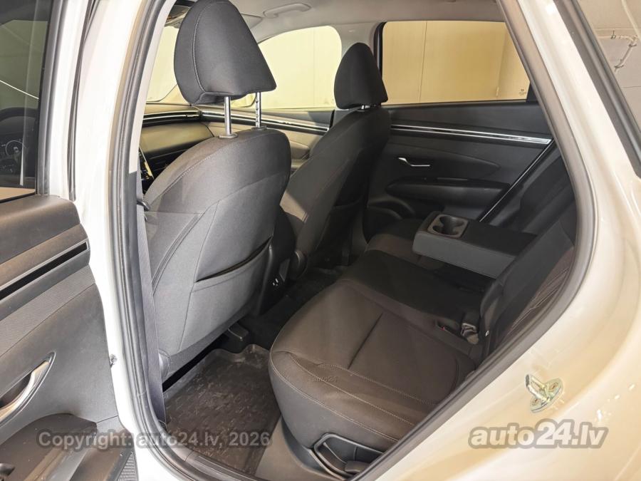 Balts Hyundai Tucson 2022 Tallina, ar dzinēja tilpumu 1.60 L un nobraukumu 128 tūkst. km par 21900 €, foto 25 vietnē AUTOMOTO.COM.LV