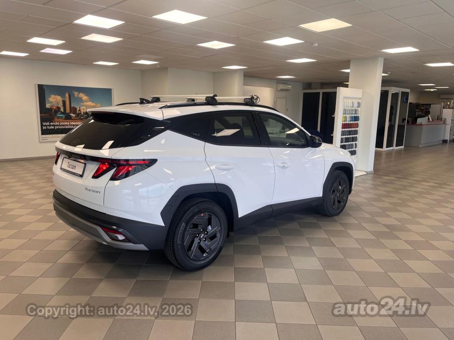 White Hyundai Tucson 2026 in Kuressaare, with an engine capacity of 1.60 L and mileage of 0 thousand km for 29999 €, photo 5 on AUTOMOTO.COM.LV
