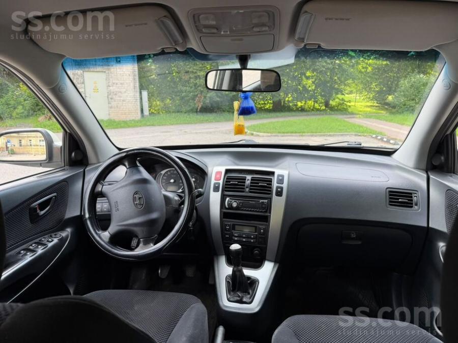Dzeltens Hyundai Tucson 2007 Talsi, ar dzinēja tilpumu 2.00 L un nobraukumu 209 tūkst. km par 2200 €, foto 8 vietnē AUTOMOTO.COM.LV