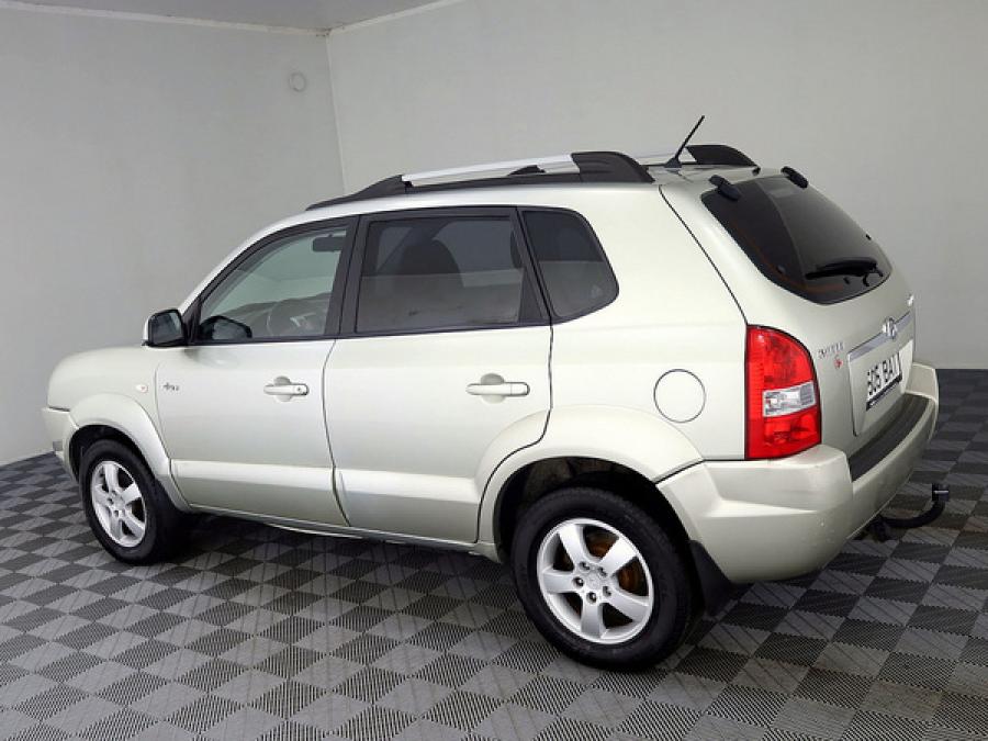 Dzeltens Hyundai Tucson 2008 Tallina, ar dzinēja tilpumu 2.00 L un nobraukumu 159 tūkst. km par 1999 €, foto 5 vietnē AUTOMOTO.COM.LV